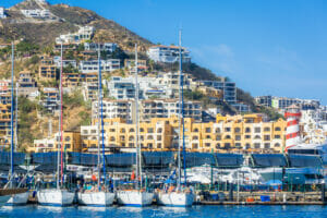 Traveling to Cabo San Lucas in March weather, events and more