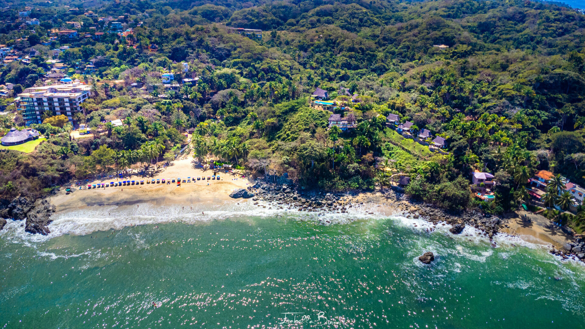How to get to Playa de Los Muertos Sayulita - The Complete Guide